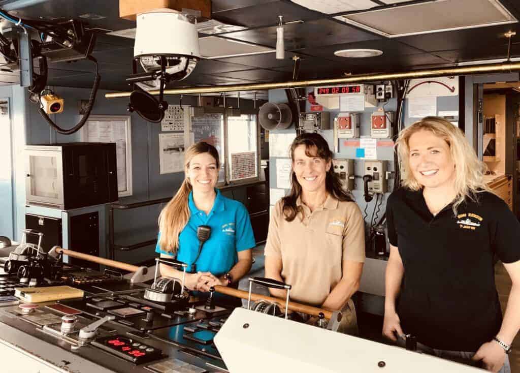 The Female Crew of the USNS Henson - Women Offshore